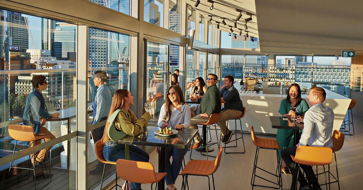 18 Knots Rooftop Bar - Main Bar & Balcony at DoubleTree by Hilton Perth ...